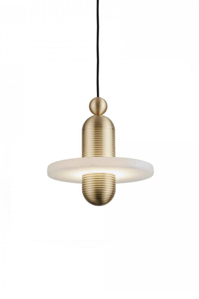 Alabaster Ava Brass Wall Lamp – SamuLighting